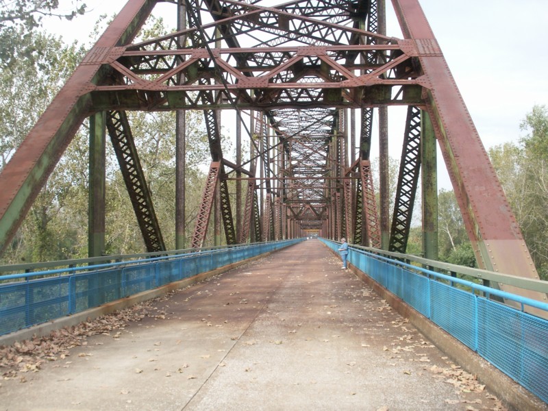 Chain of Rocks Bridge
